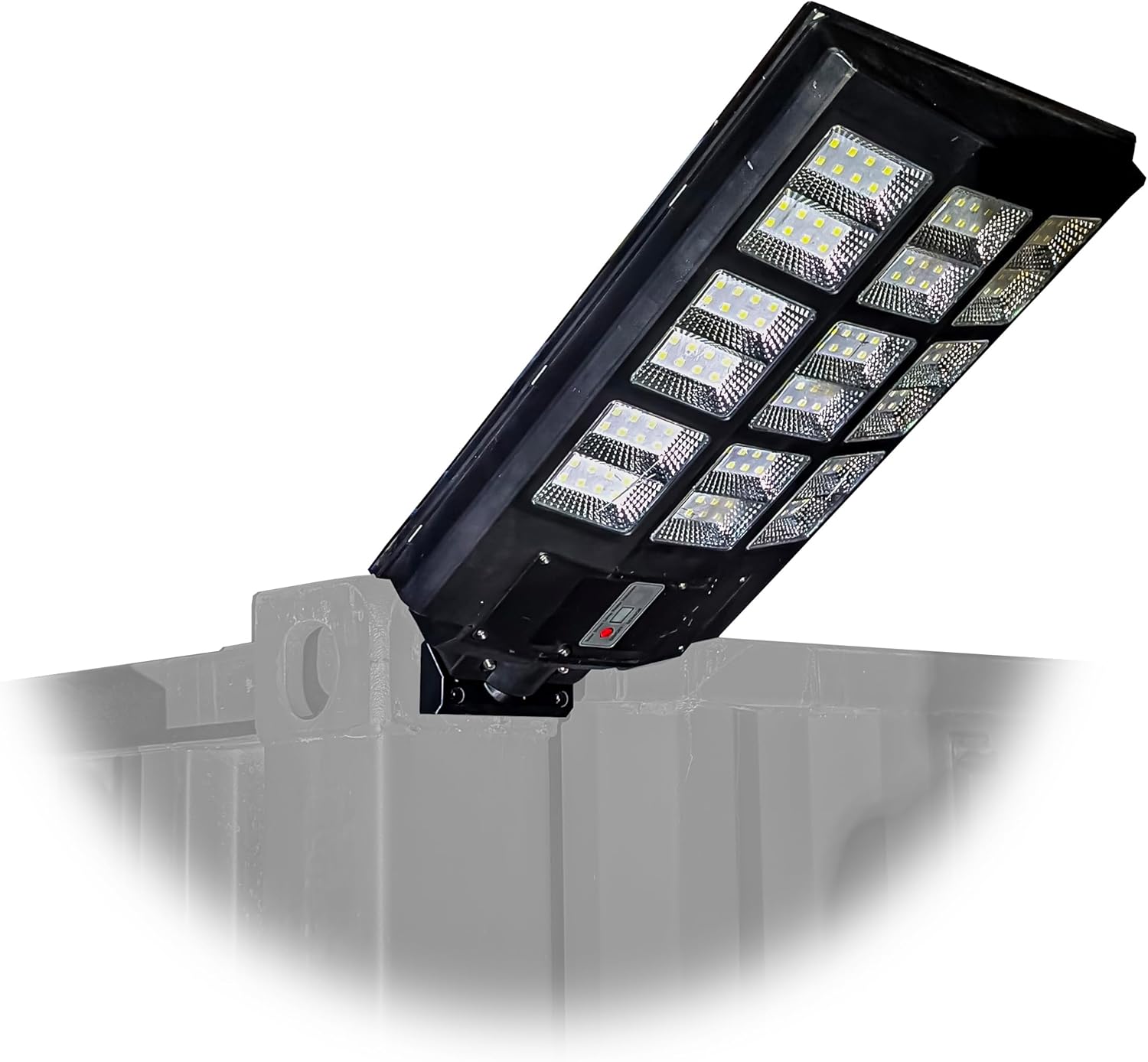 Simple Shipping Containers Large LED Solar-Powered Street Lamp with ...