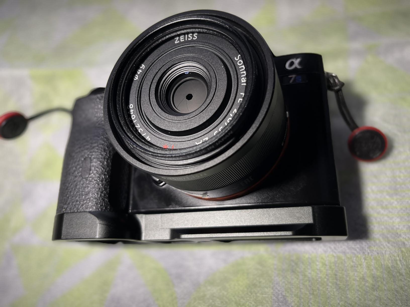 Amazon | INPON グリップエクステンション ソニー α7 小指置き専用 アルカスイス互換 1/4"ネジ付 | INPON ...