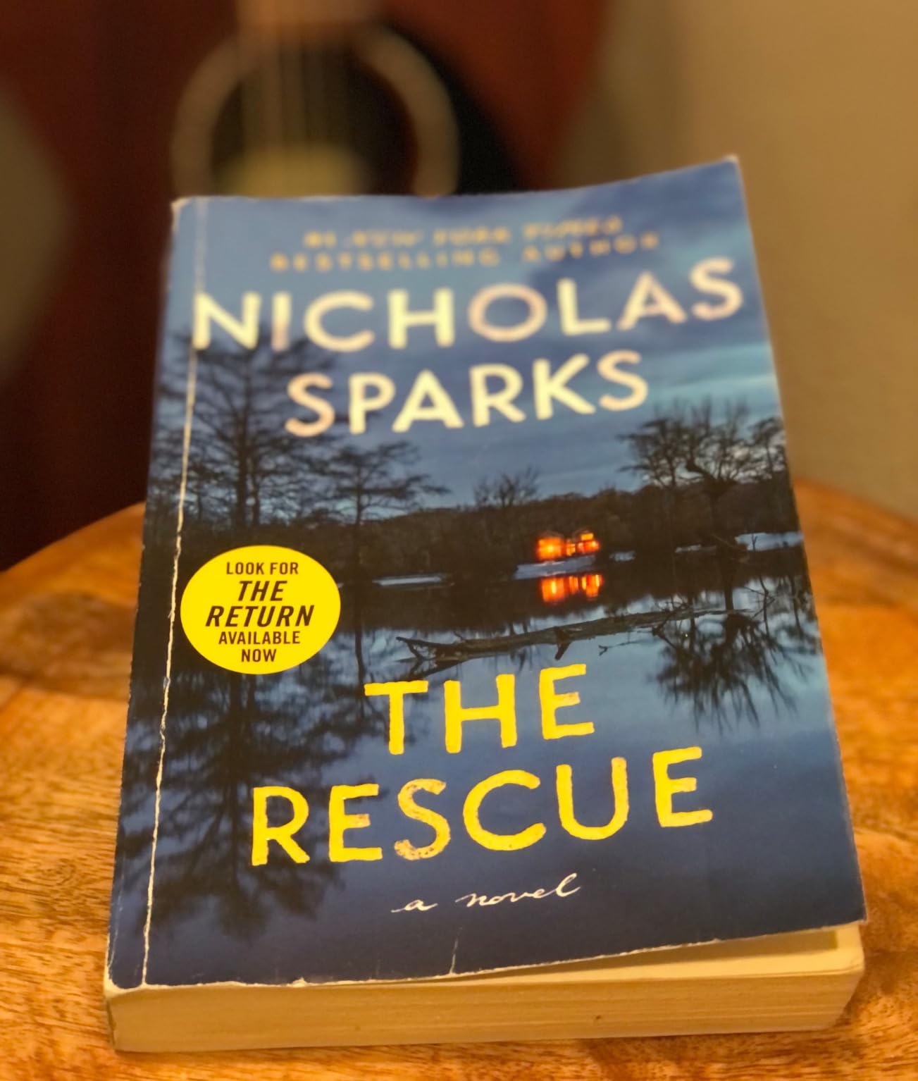 Amazon.com: The Rescue eBook : Sparks, Nicholas: Kindle Store