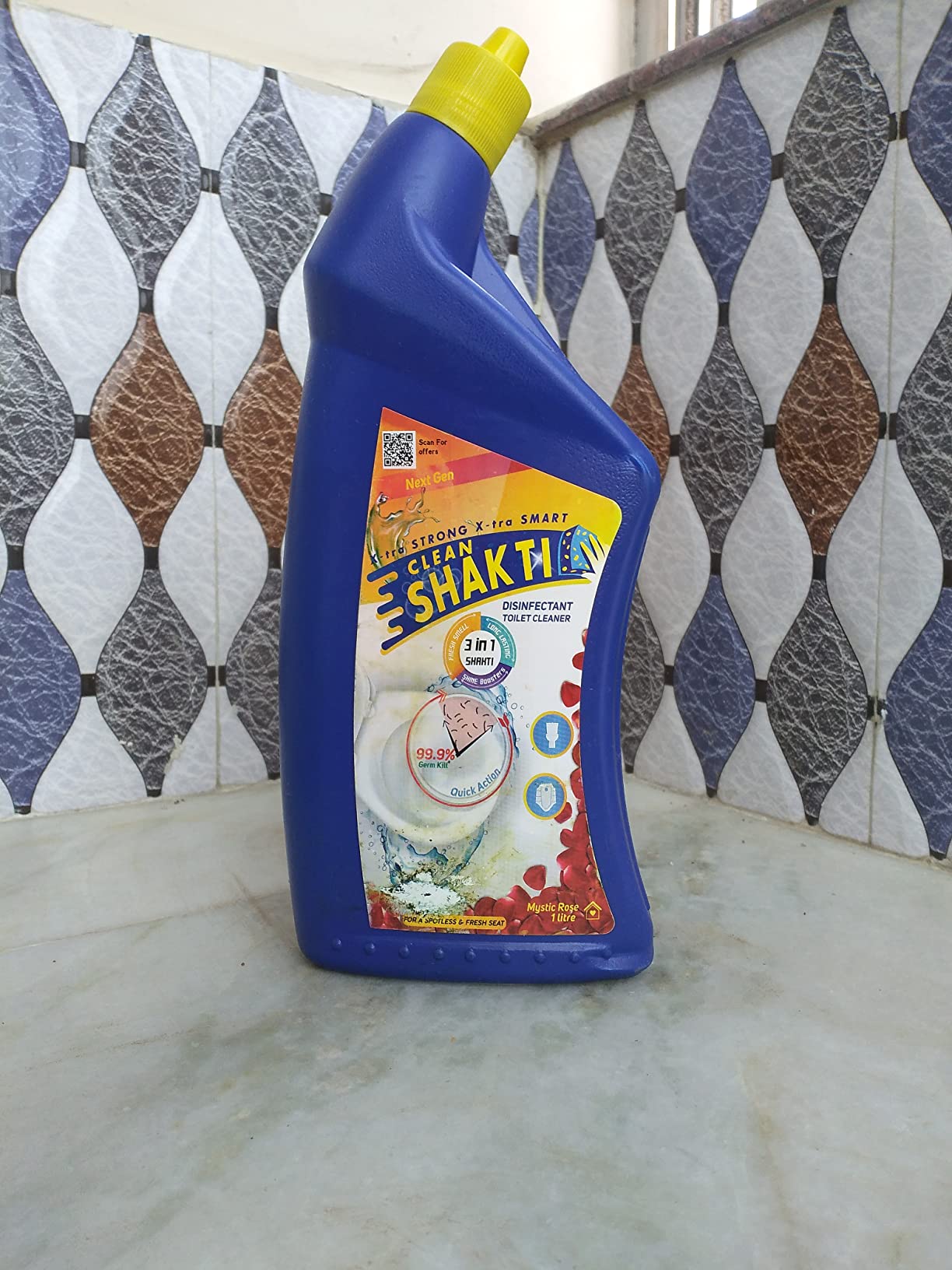Clean Shakti Toilet Cleaner with active stain removal and Instant ...