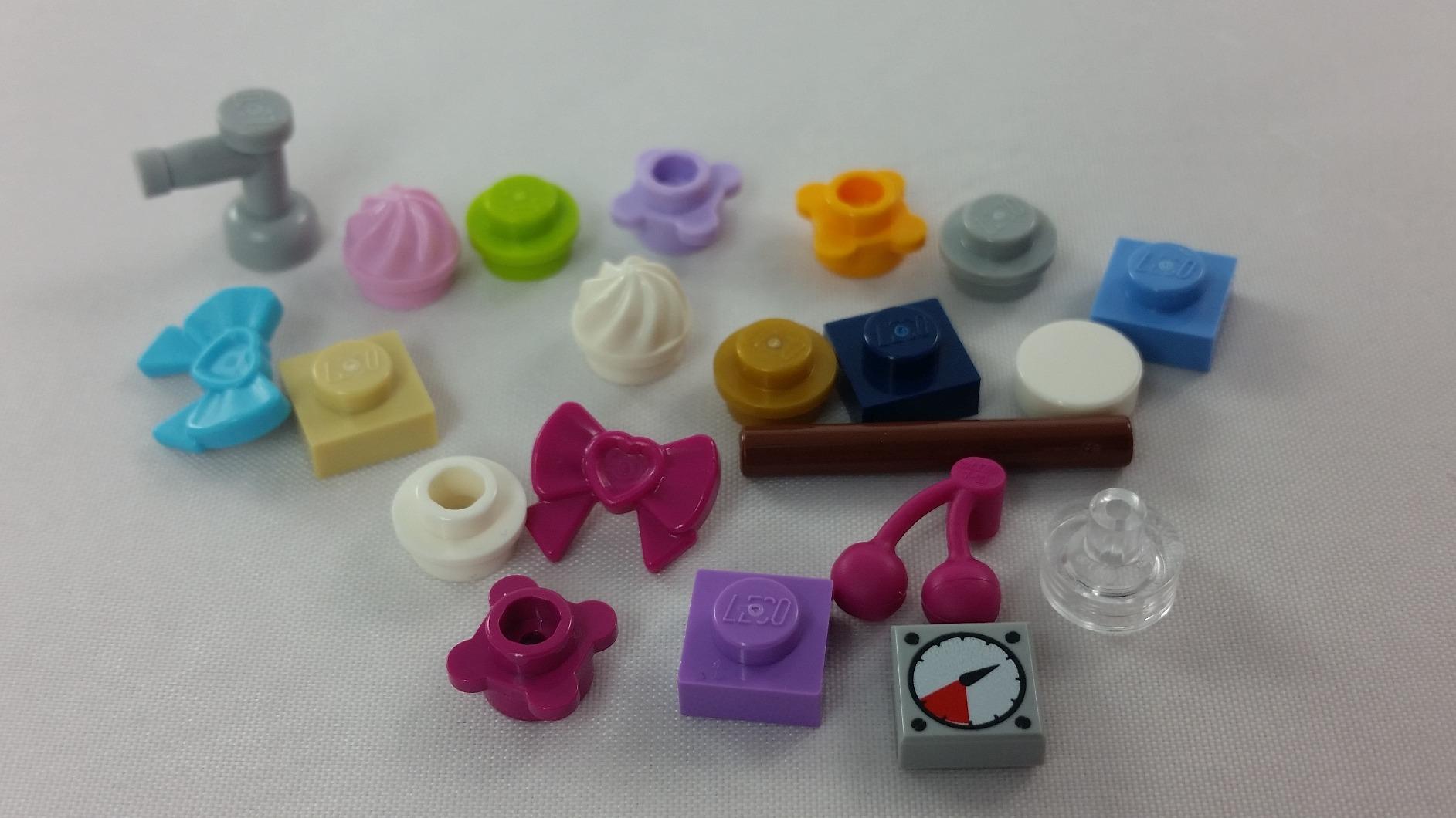 Amazon.com: LEGO Friends Stephanie's Friendship Cakes 41308 Building ...