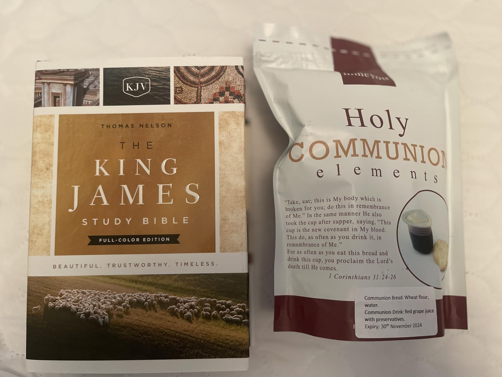 The King James Study Bible, Full-Color Edition, Cloth-bound Hardcover ...