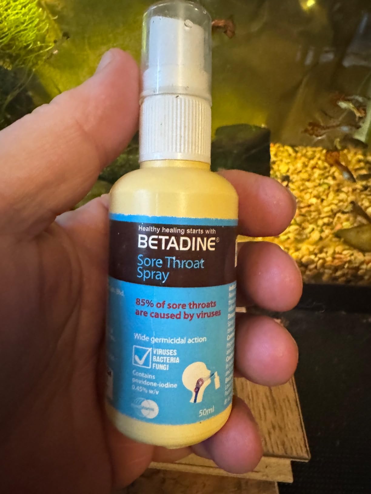 Amazon.com: BETADINE 喉嚨痛噴霧 50 毫升 緩解喉嚨痛和口腔潰瘍 : 健康與家庭