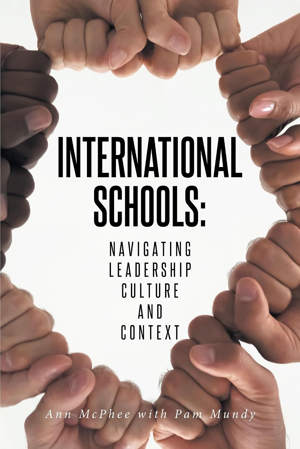 Amazon.co.jp: INTERNATIONAL SCHOOLS: NAVIGATING LEADERSHIP CULTURE AND ...