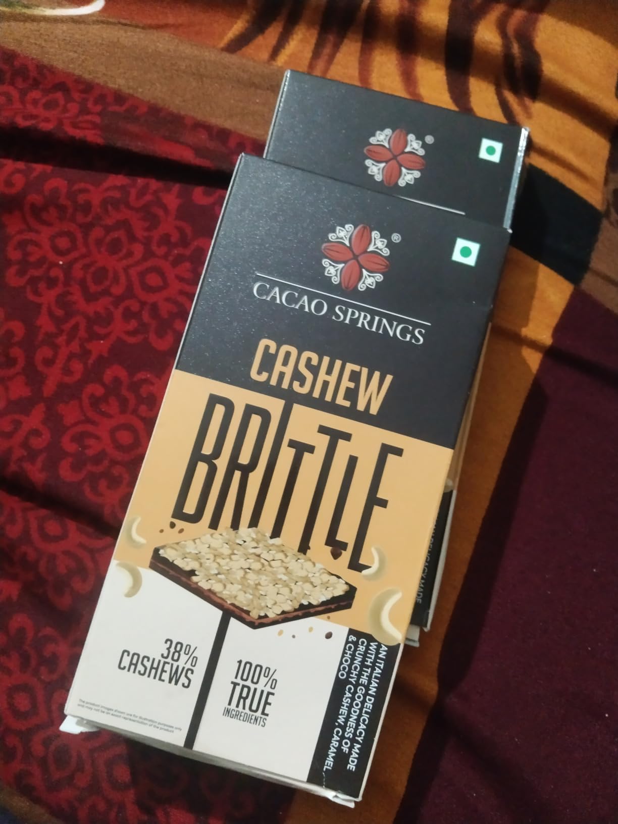 CACAO SPRINGS Cashew Brittle With Milky Chocolate And Crunchy Cashew ...
