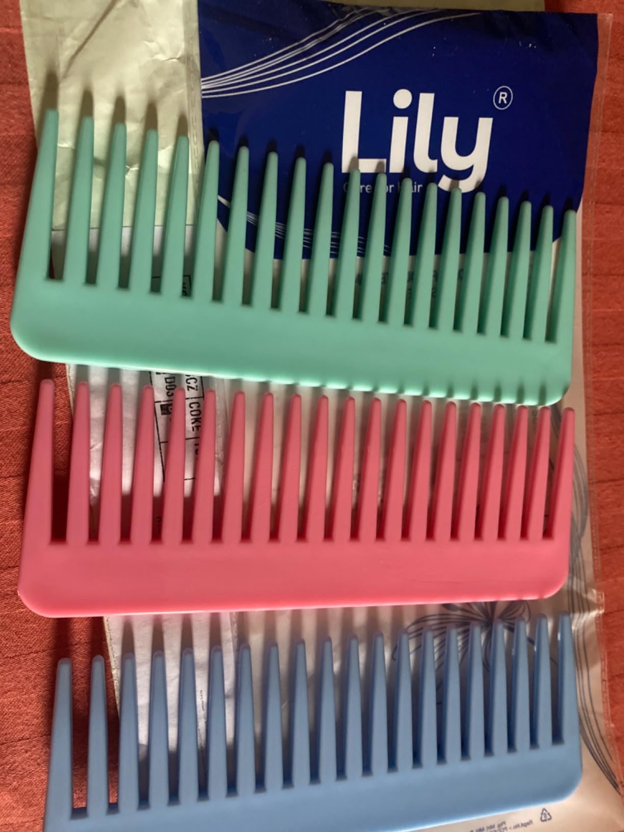 Buy Lily Wide Teeth Multicolor Shampoo Combs for Women, Set of 3 Online ...
