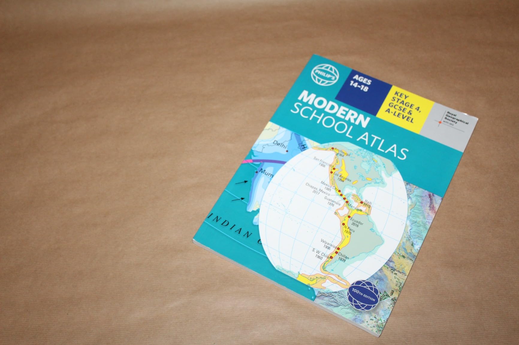 Philip's RGS Modern School Atlas: 100th edition (Philip's World Atlas ...