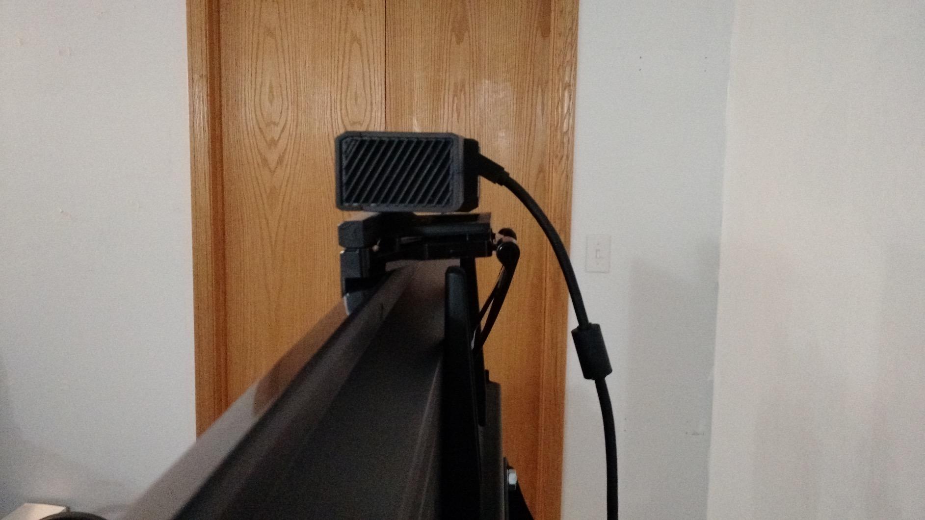 Amazon.com: PDP Gaming Kinect TV Mount Optimal For Flat HGTV No Tools ...