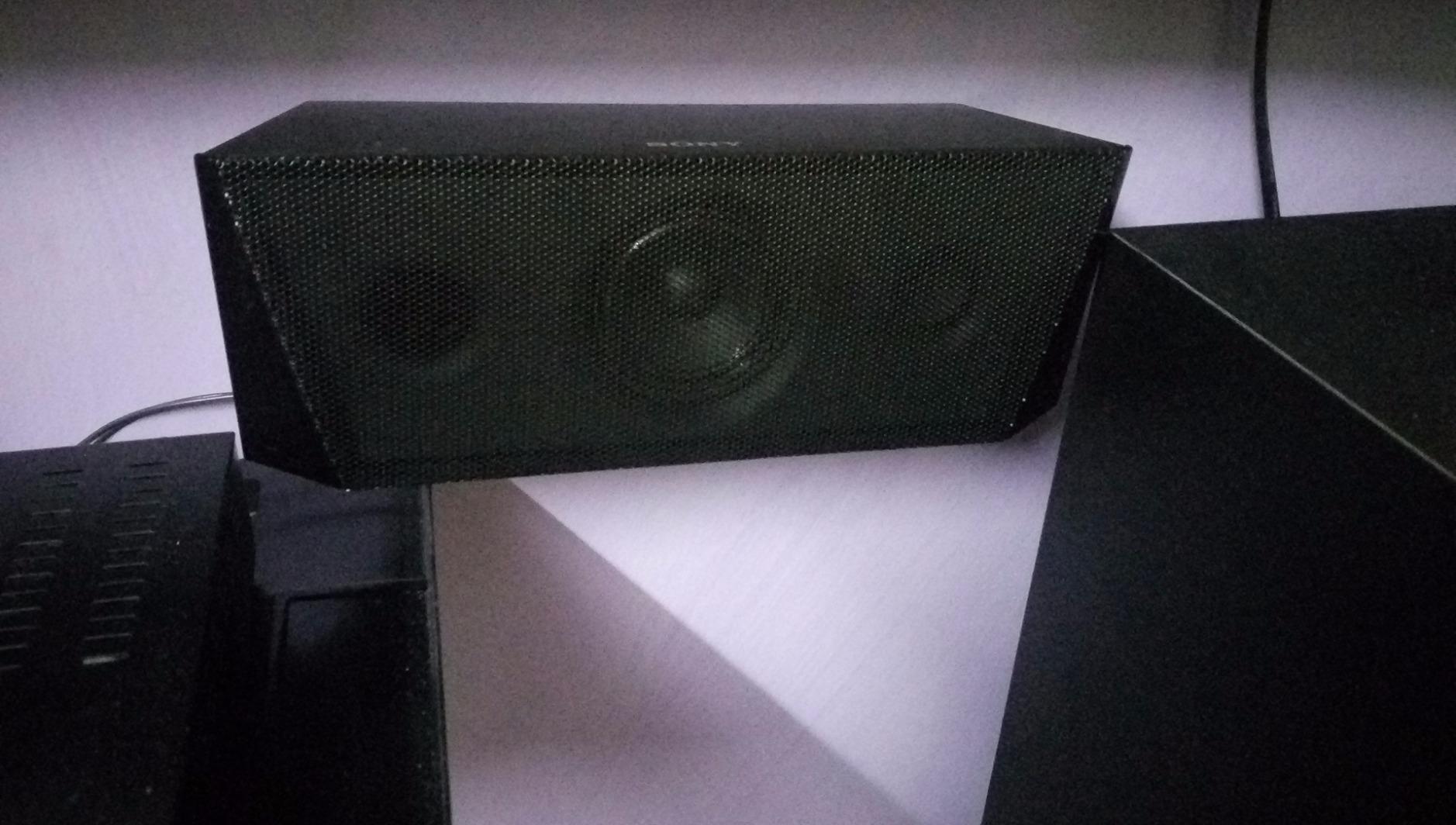 Sony DAV-DZ350 Real 5.1ch Dolby Digital DVD Home Theatre System ...