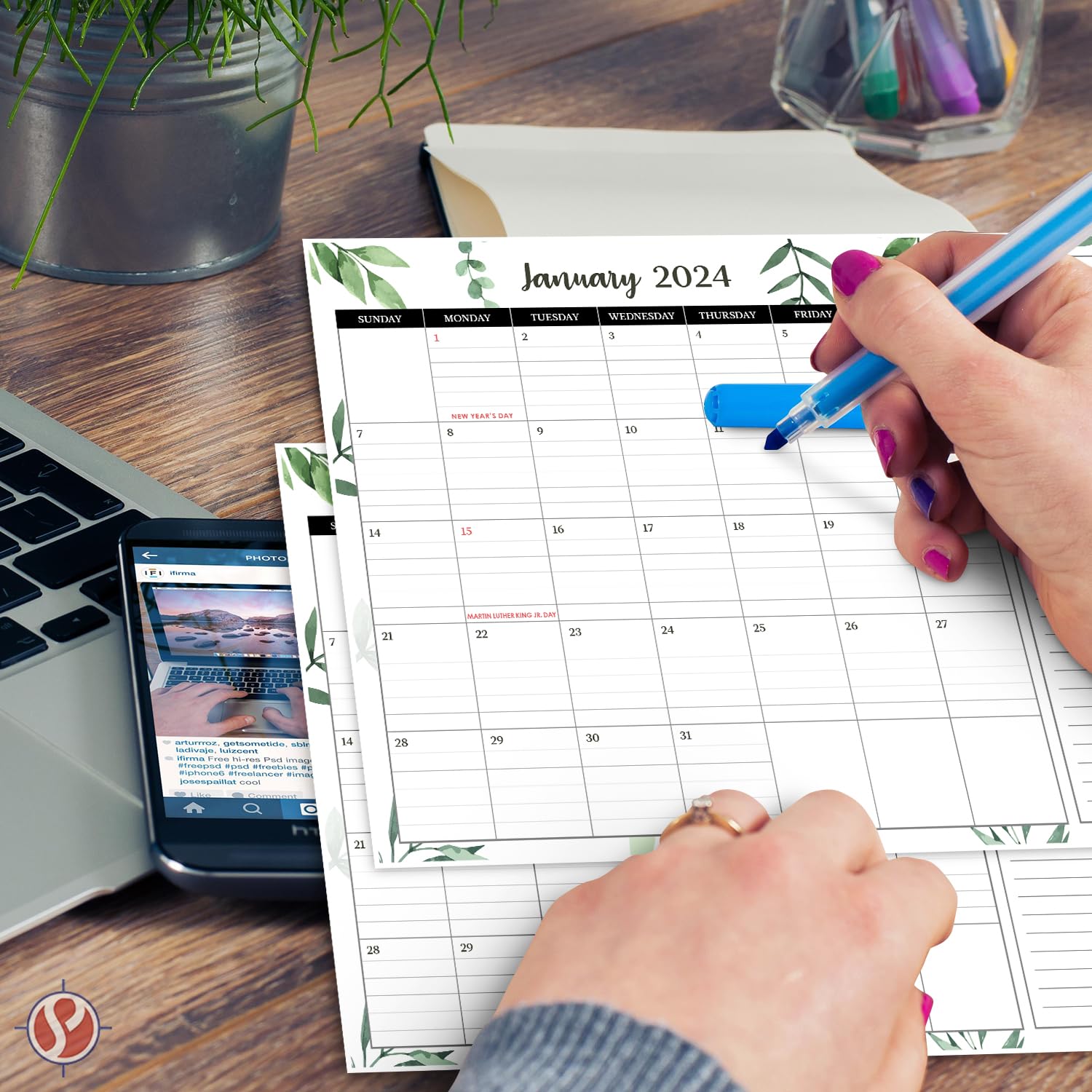 Snapklik.com : 2024 Year Desk Calendar 11 X 8.5 Desktop Or Wall Planner ...