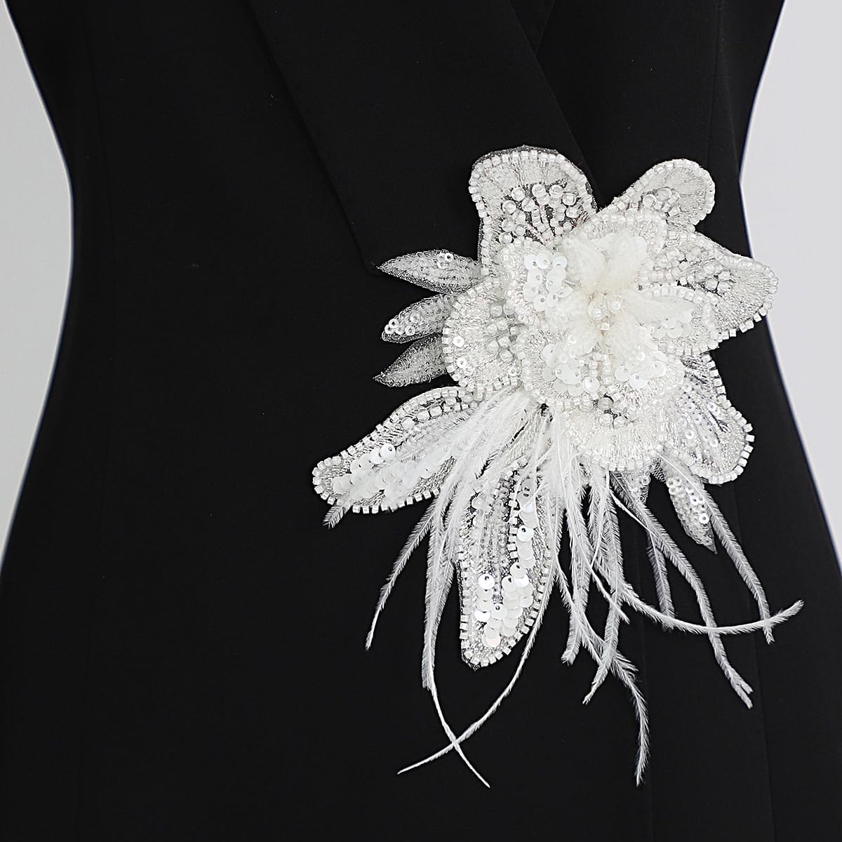 Amazon.com: White Feather Applique Embellishments for Dress Clothes ...