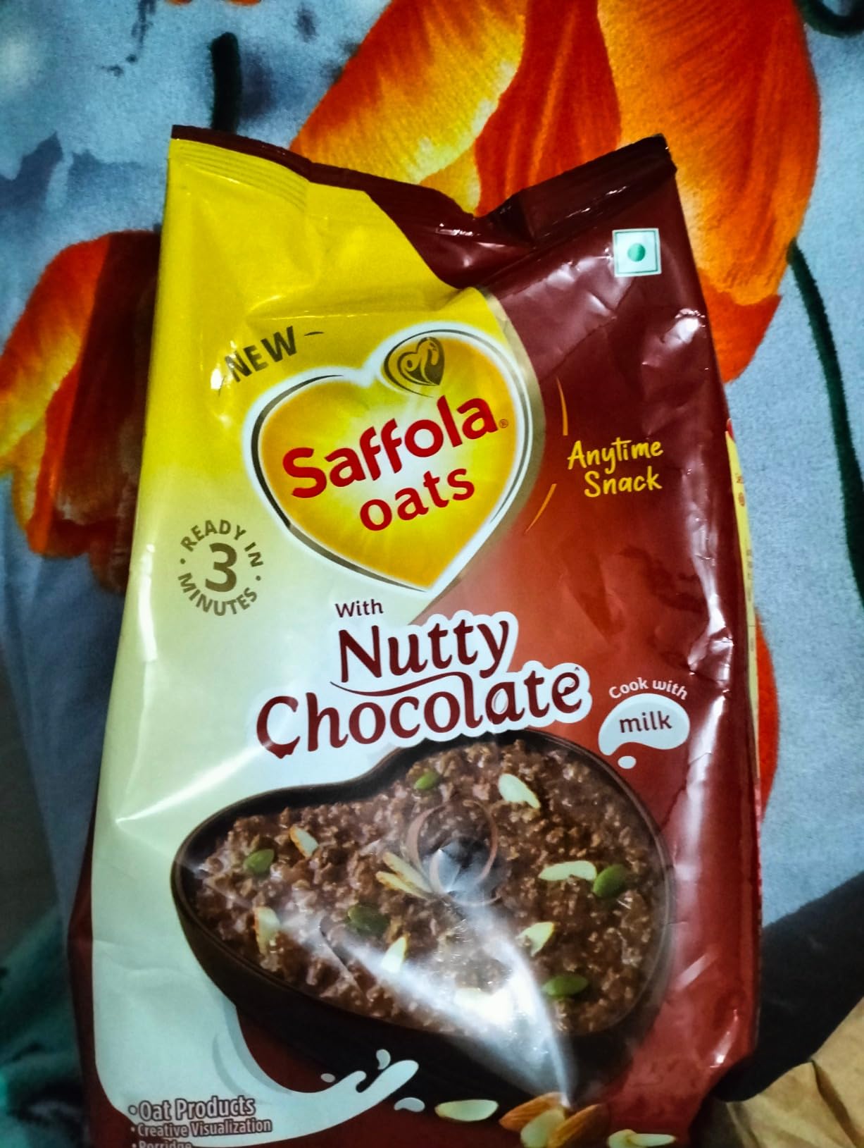 Saffola Oats with Nutty Chocolate, Chocolate Flavoured Oats with High ...