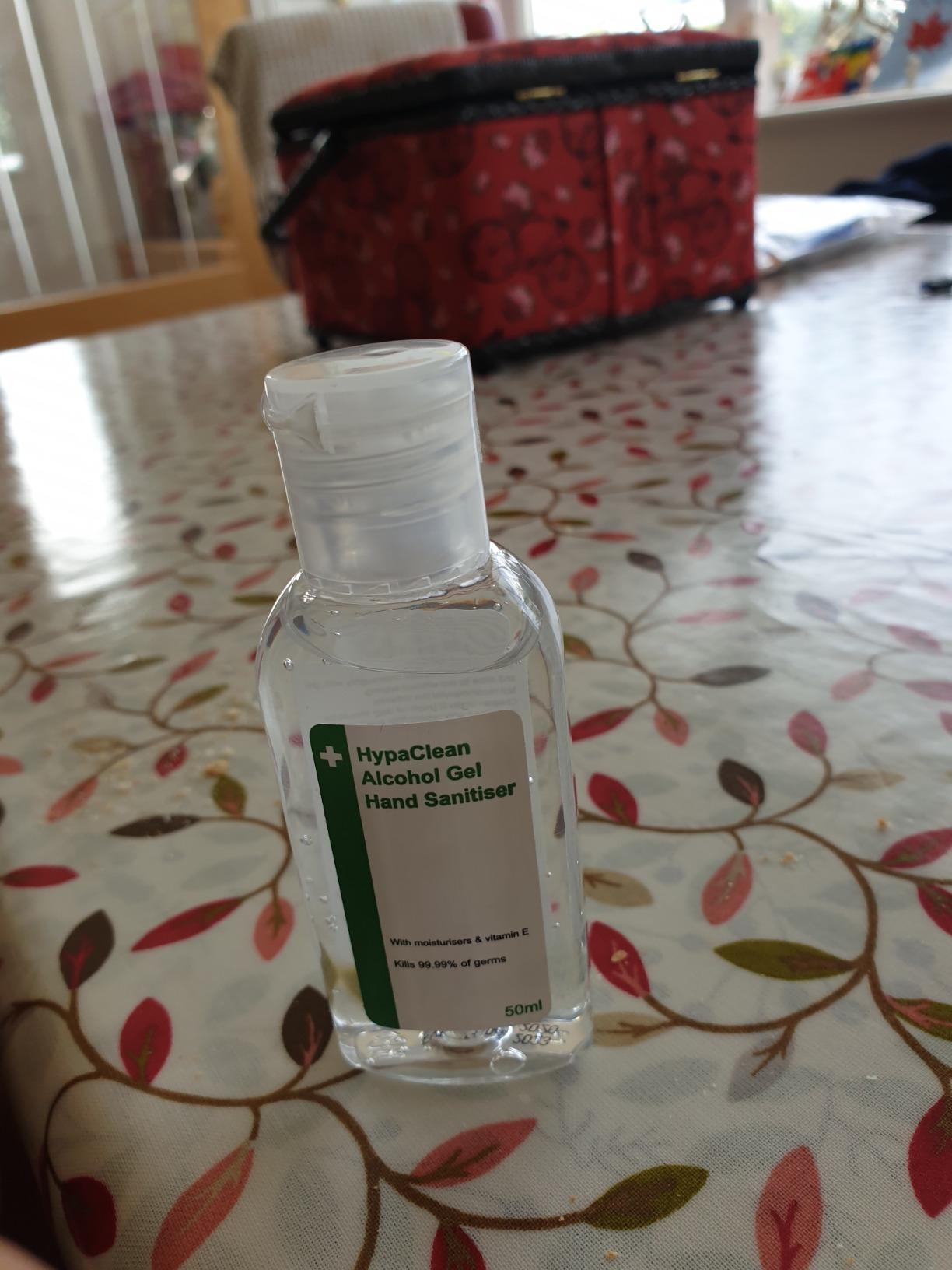 HypaClean Alcohol Hand Sanitiser Gel (50 ml) Travel Size : Amazon.co.uk ...