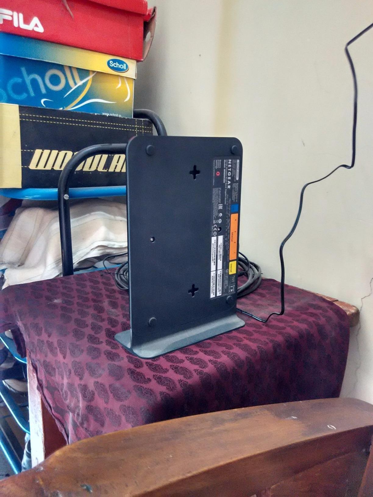 Netgear WNDR4300 N750 Wireless Dual Band Gigabit Router (Black) - Buy ...