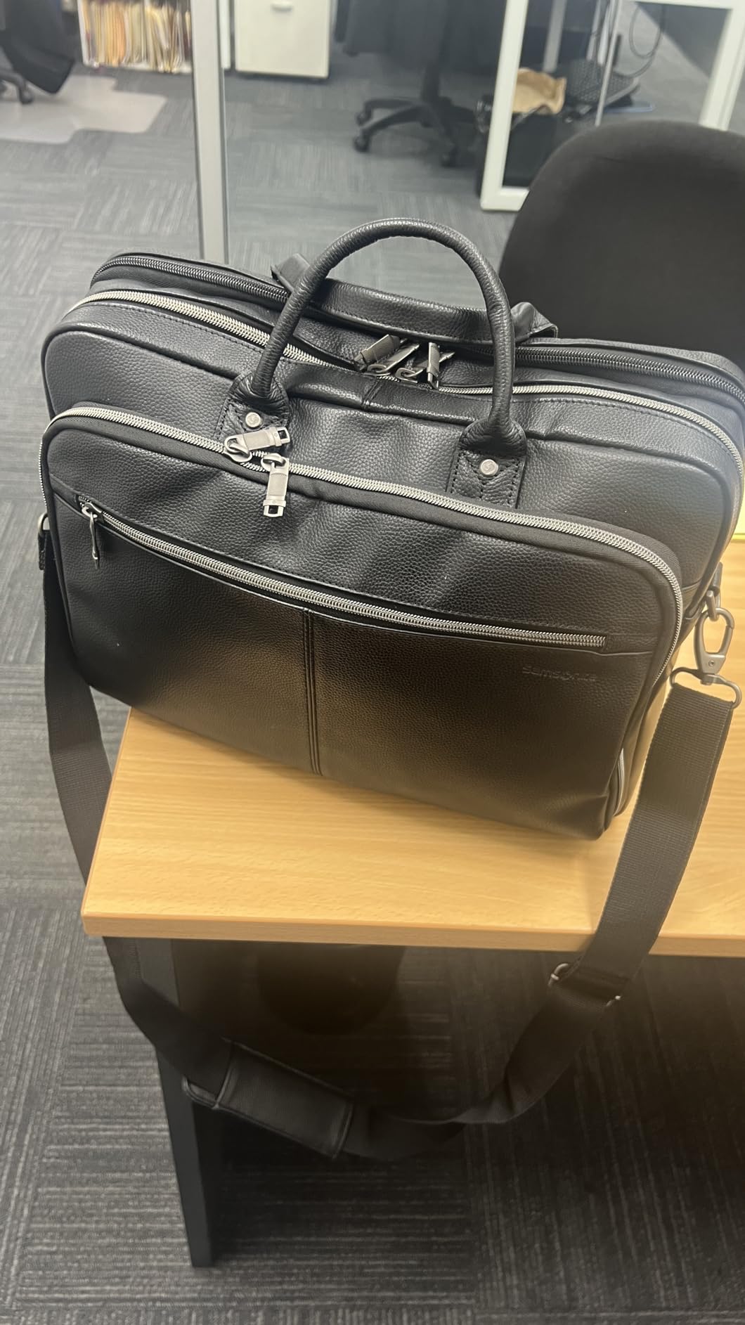 Samsonite Classic Leather Toploader Briefcase, Black, One Size, Classic ...