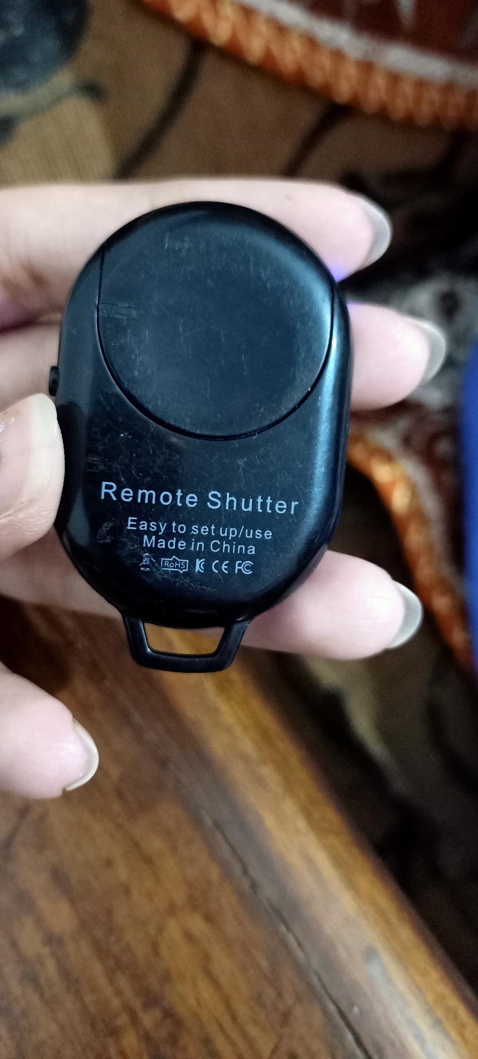 Pikyo Shutter Button Wireless Bluetooth Lightweight/Portable/Selfie and ...