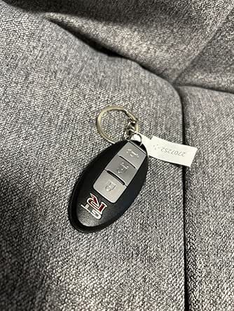 Amazon.co.jp: Nissan GTR GT-R Key R35 : Toys & Games