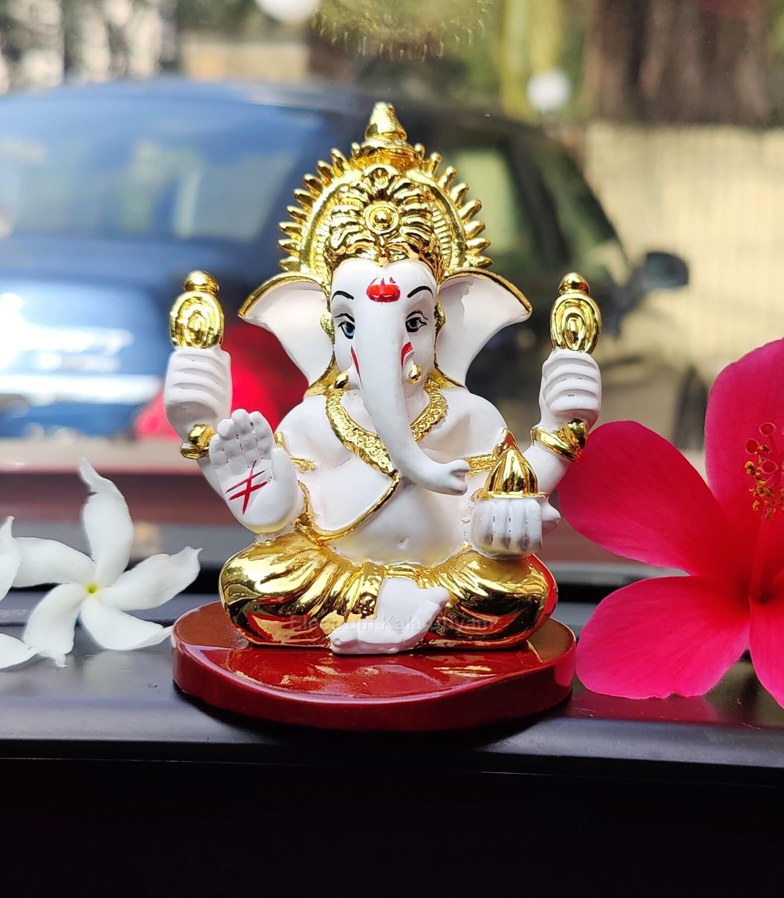 Gold Art India Ceramic Ganesha Car Dashboard Idol, 8x7x7cm, Gold and ...