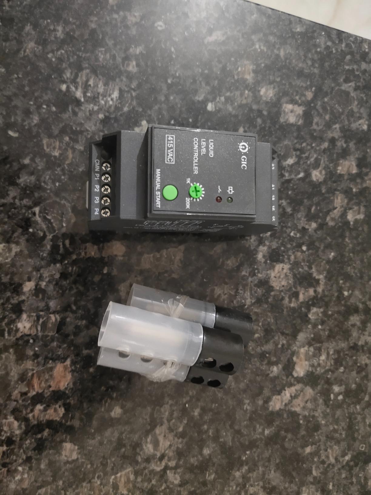 GIC Make LIQUID LEVEL CONTROLLER 400V (Cat No: 4431AD1) : Amazon.in ...