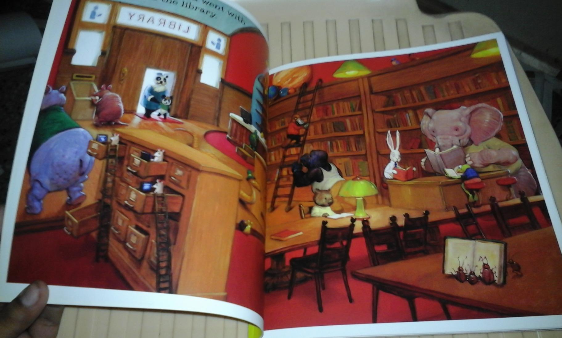 Chu's Day : Gaiman, Neil, Rex, Adam: Amazon.in: Books