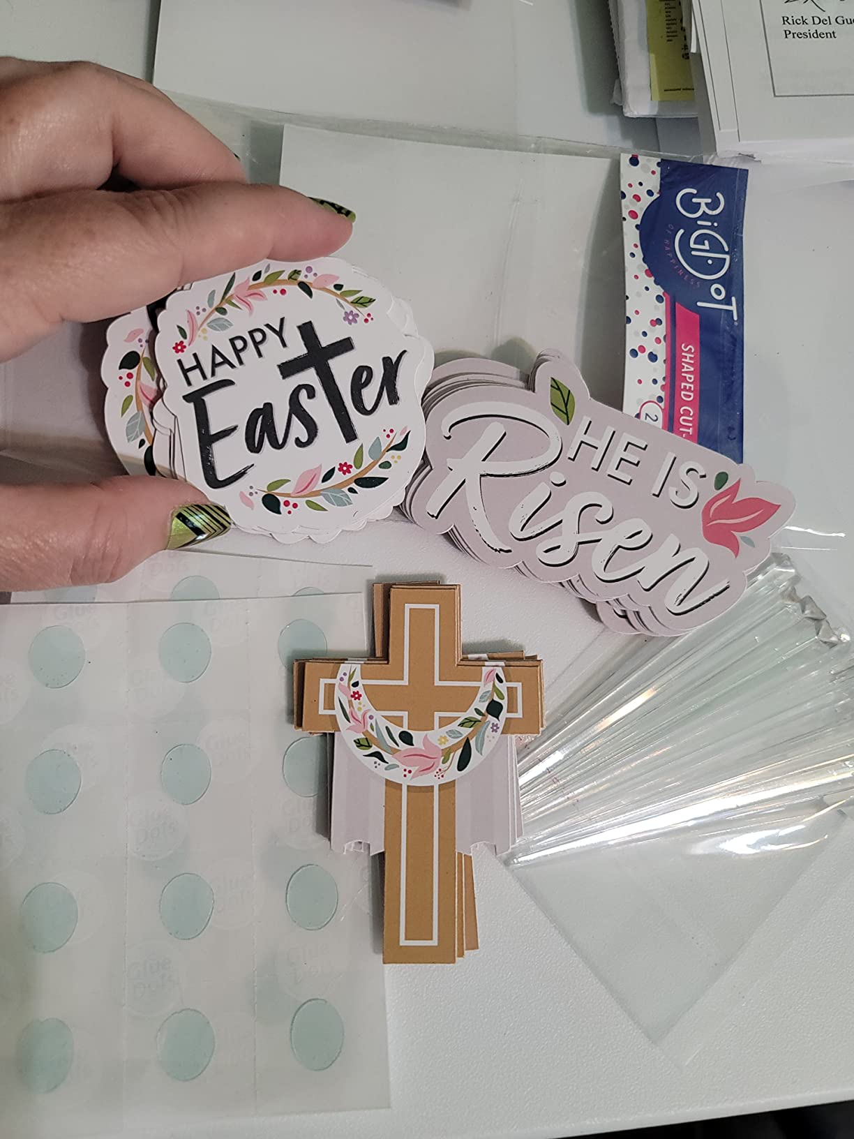 Amazon.com: Big Dot of Happiness Religious Easter - Dessert Cupcake ...