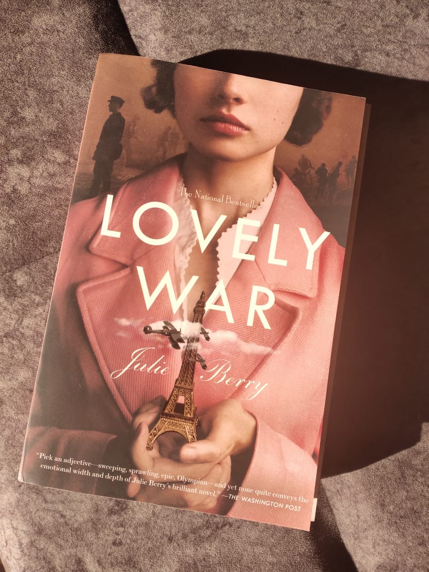 Lovely War : Julie Berry: Amazon.in: Books