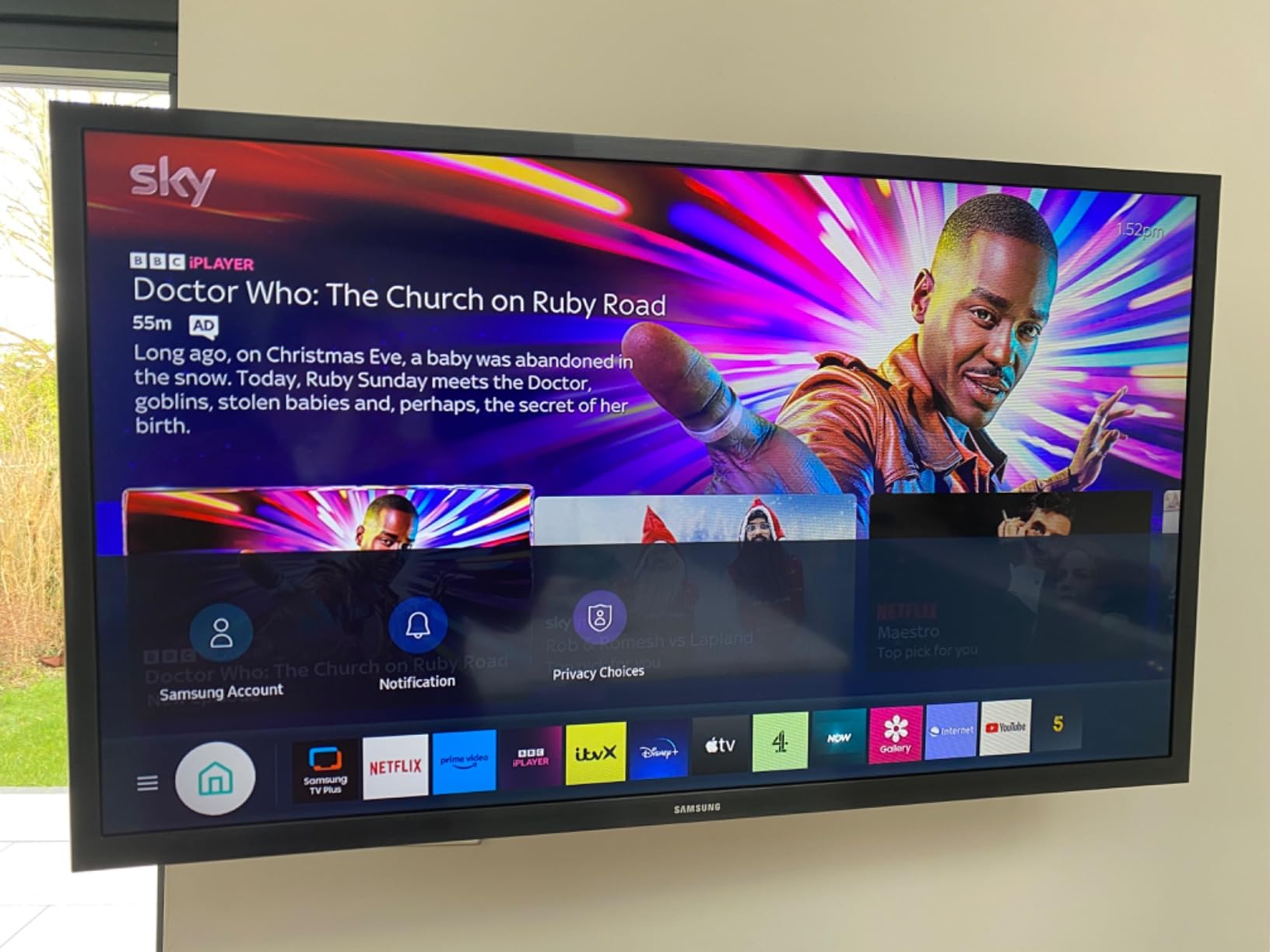 Samsung 32 Inch, 720p, T4300 LED HDR Smart TV With Contrast Enhancer ...