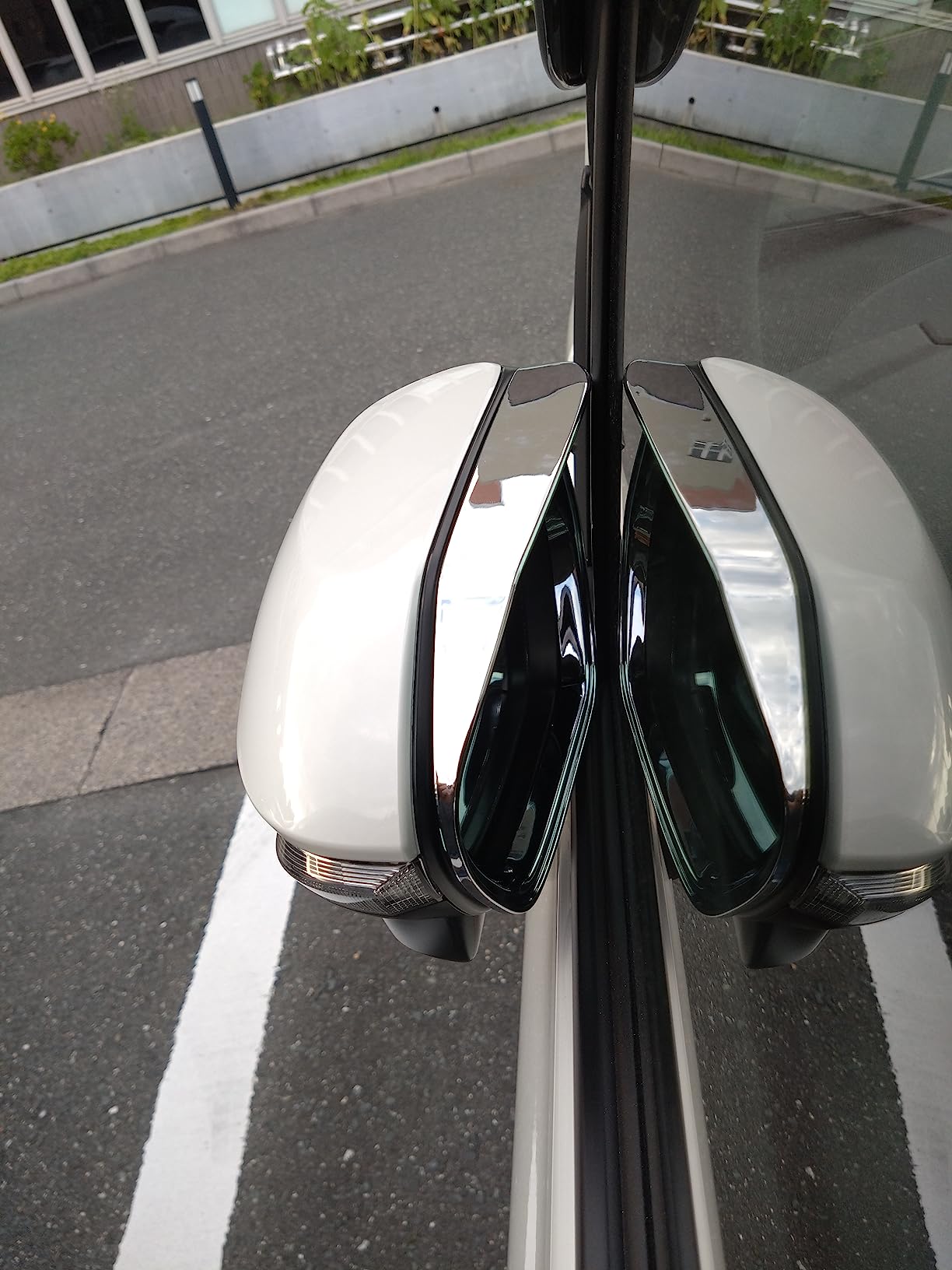 Amazon | TARCELL新型 シエンタ10系に対応 サイドミラーバイザー ドアミラーバイザー シエンタ 三代目 外装パーツ アクセサリー 車種専用 2P シルバー | サイドミラー ...