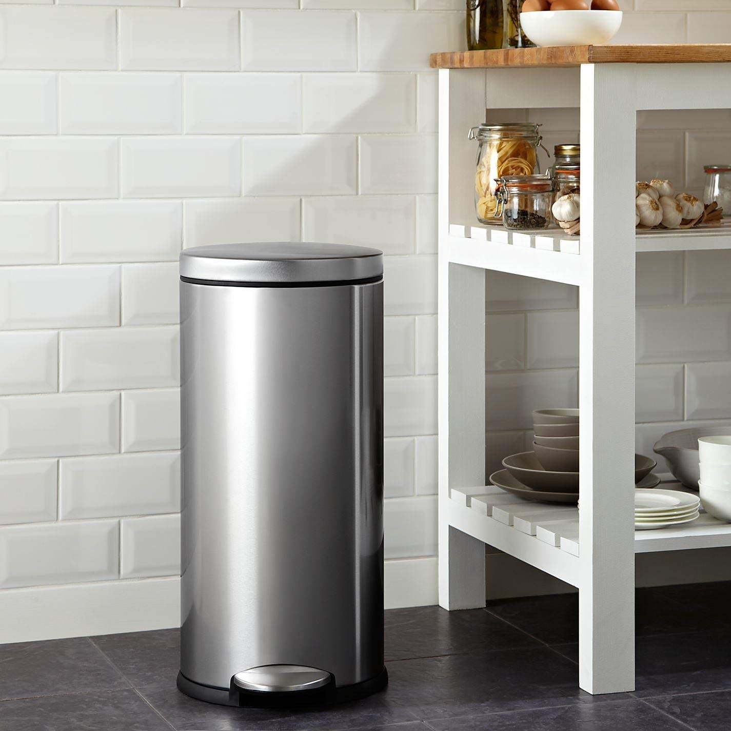 King International Stainless Steel Plain Pedal Dustbin with Lid And ...
