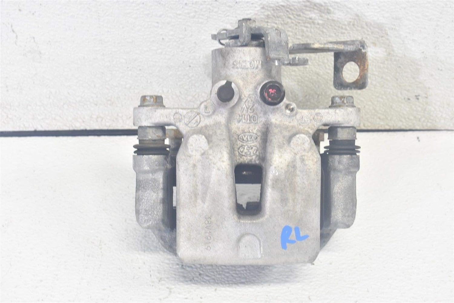 Amazon.com: Genuine Hyundai 58310-2VA30 Brake Caliper Kit, Rear, Left ...