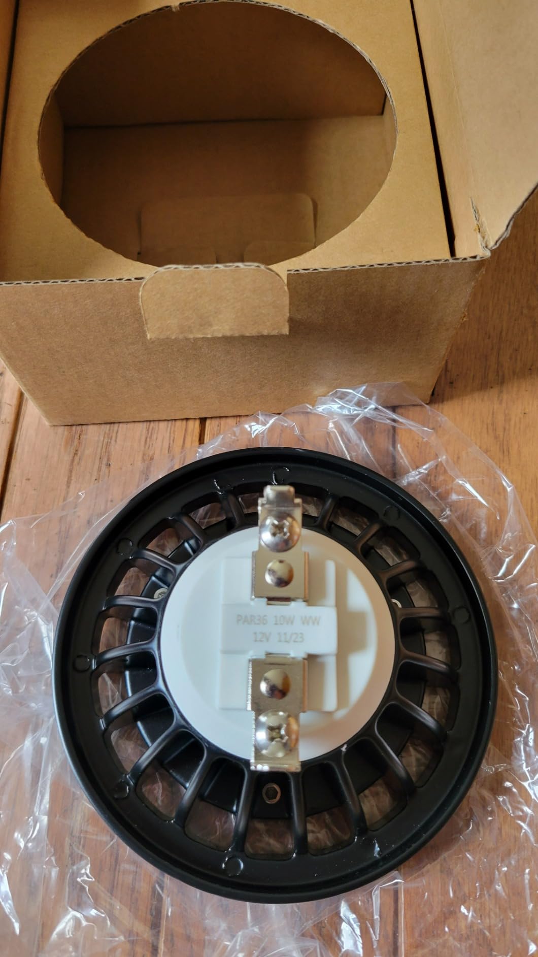 Cheopha PAR36 LED 10W Landscape Bulb Spotlight 2700K Warm White 50W 60W ...