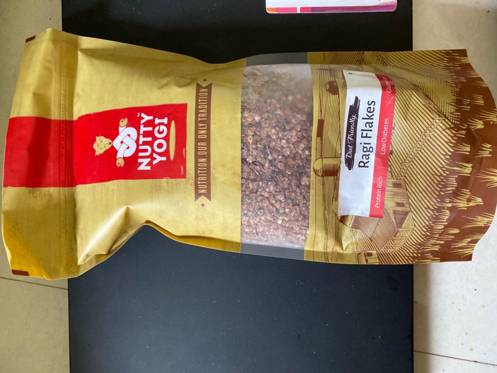 Nutty Yogi 100% Gluten Free & Organic Ragi Flakes (Finger Millet) l ...