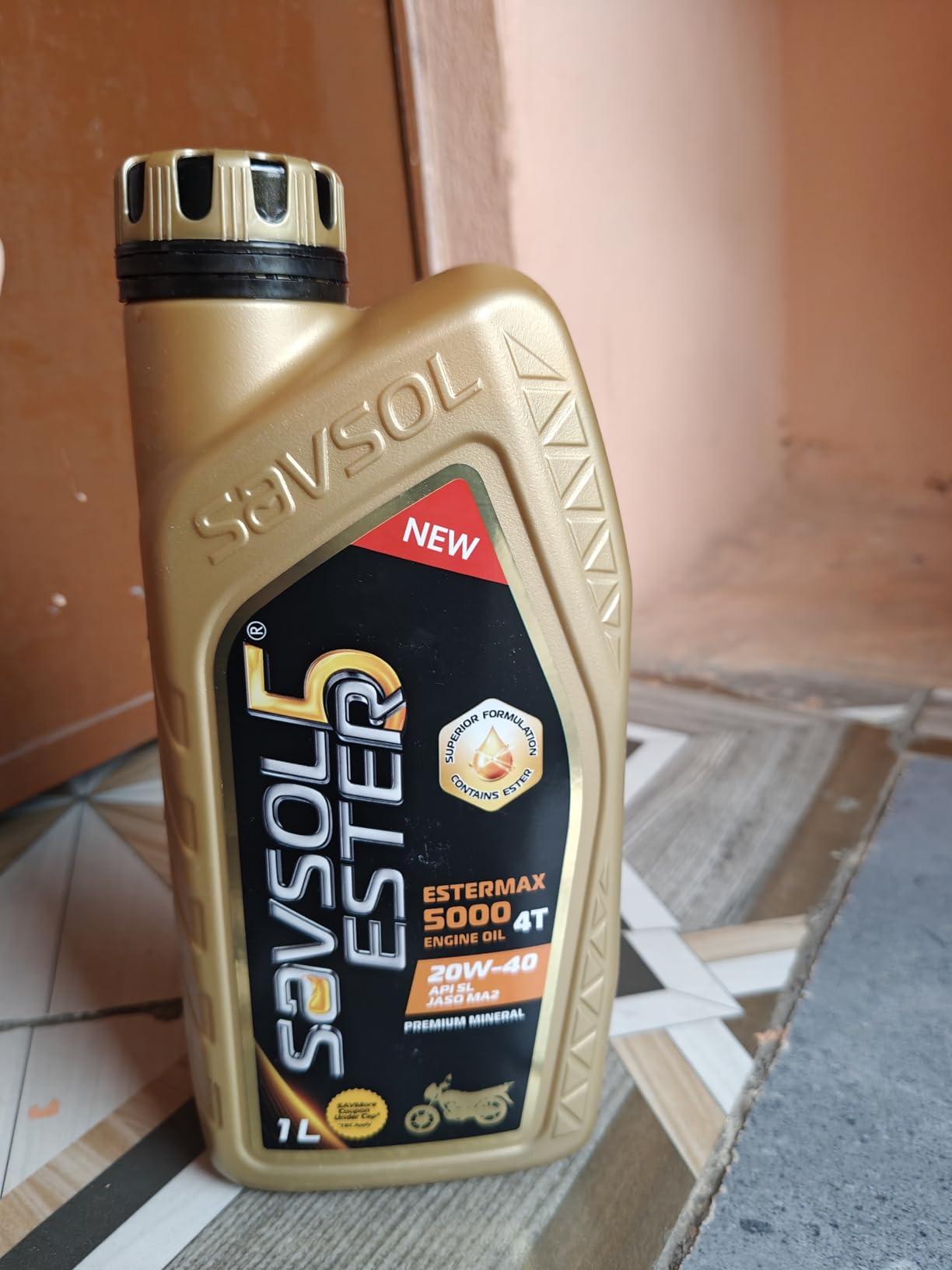 SAVSOL ESTER5 ESTERMAX 5000 4T 20W-40, Premium Oil for Bikes (1 L ...