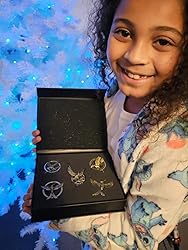 Amazon.com: The Hunger Games Pins Collectors Edition Gift Set ...