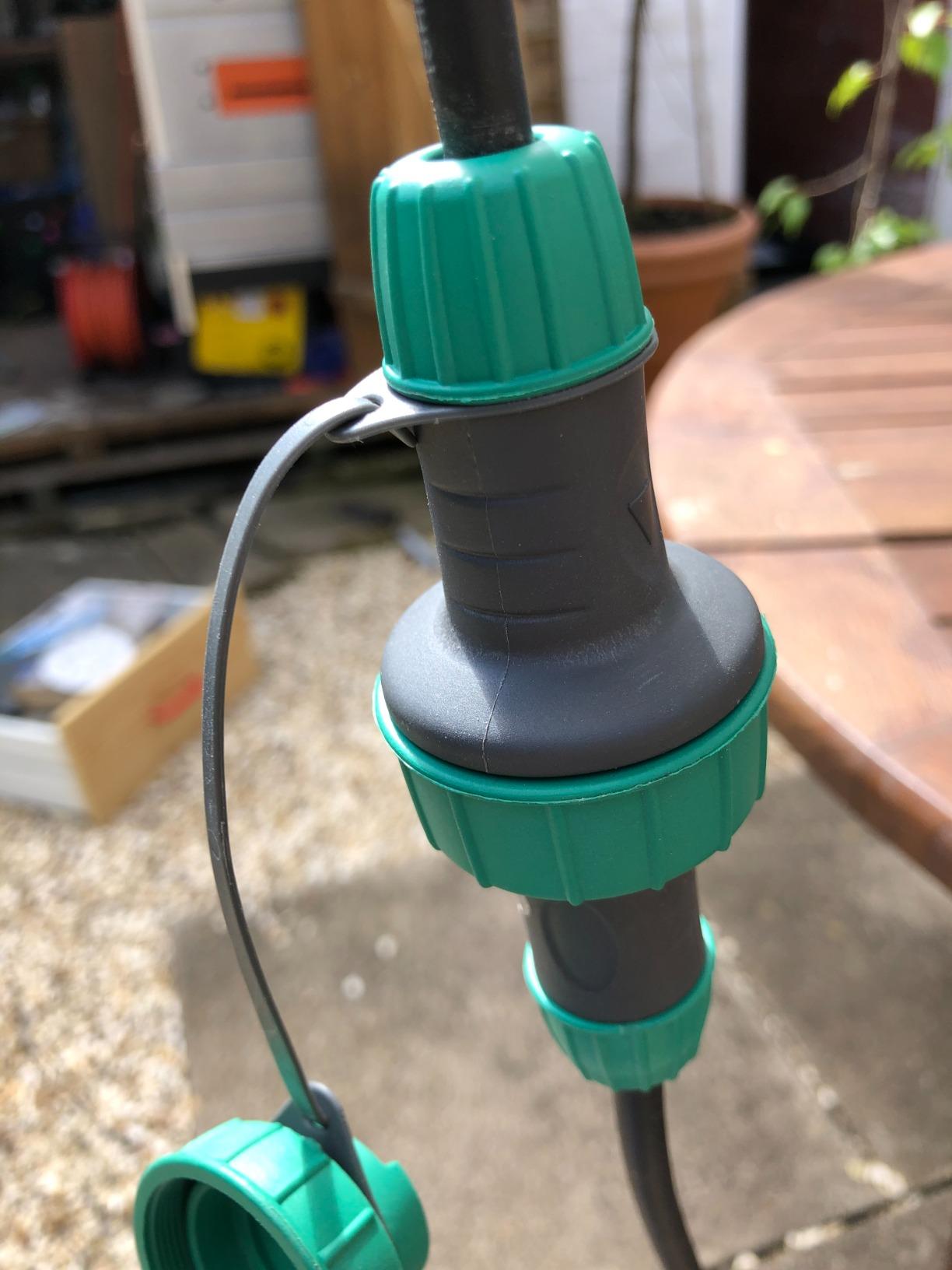 Blagdon 1040198 Powersafe Garden & Pond Weatherproof IP56 Outdoor ...