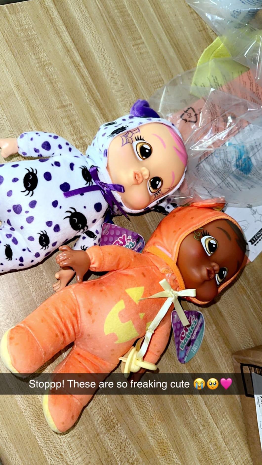 Amazon.com: Cry Babies Tiny Cuddles Halloween Bonnie - 9" Baby Dolls ...