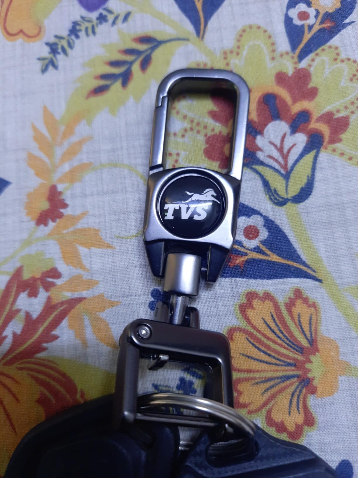 JSR ENTERPRISES Premium Metallic Keychain And Keyring Compatible With ...