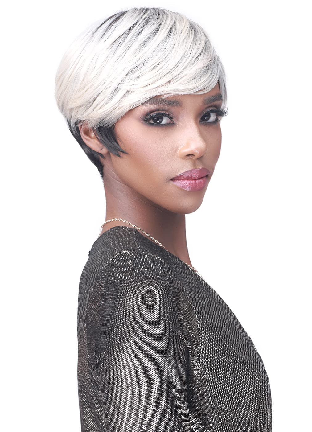 Amazon.com: Bobbi Boss Synthetic Hair Short Cut Style Wig - M1053 ...