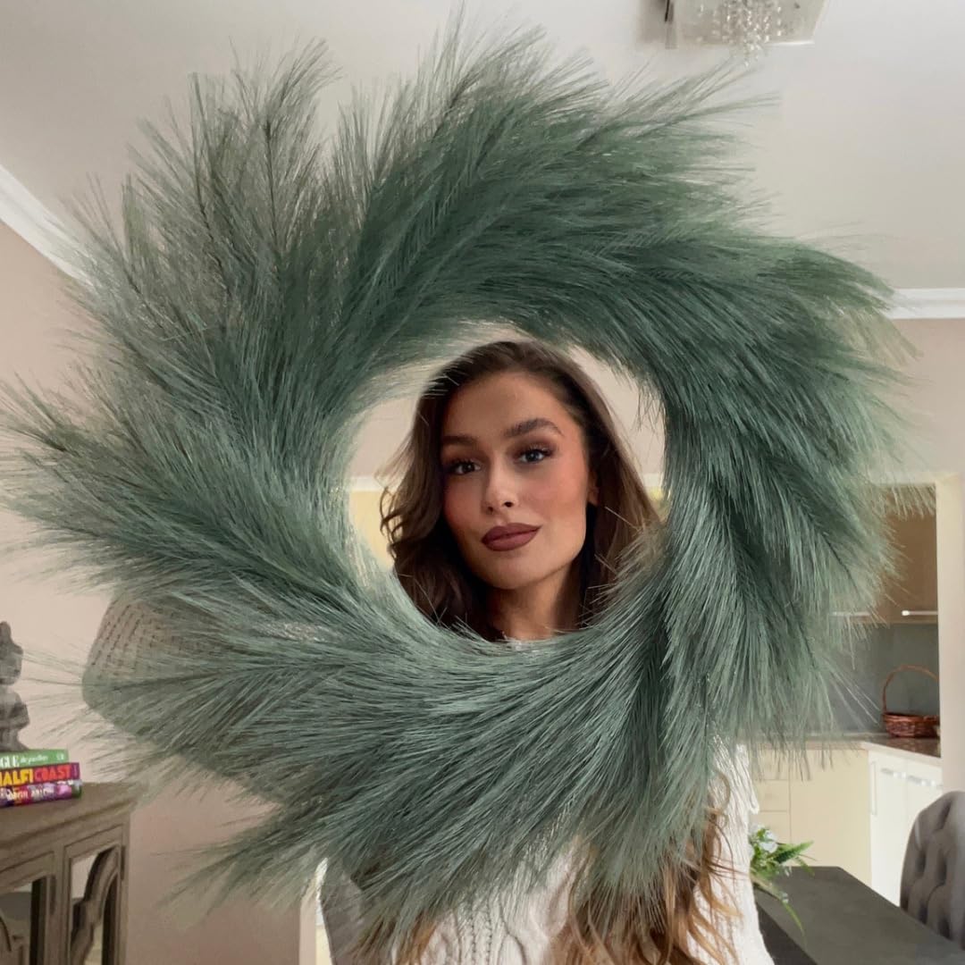 Amazon.com: VOULUX Fluffy Artificial Large Faux Pampas Grass Wreath 27 ...