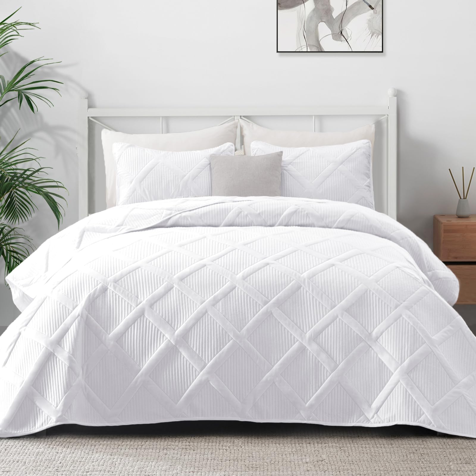 Amazon.com: Bedsure King Size Quilt Bedding Set - Soft Ultrasonic King ...