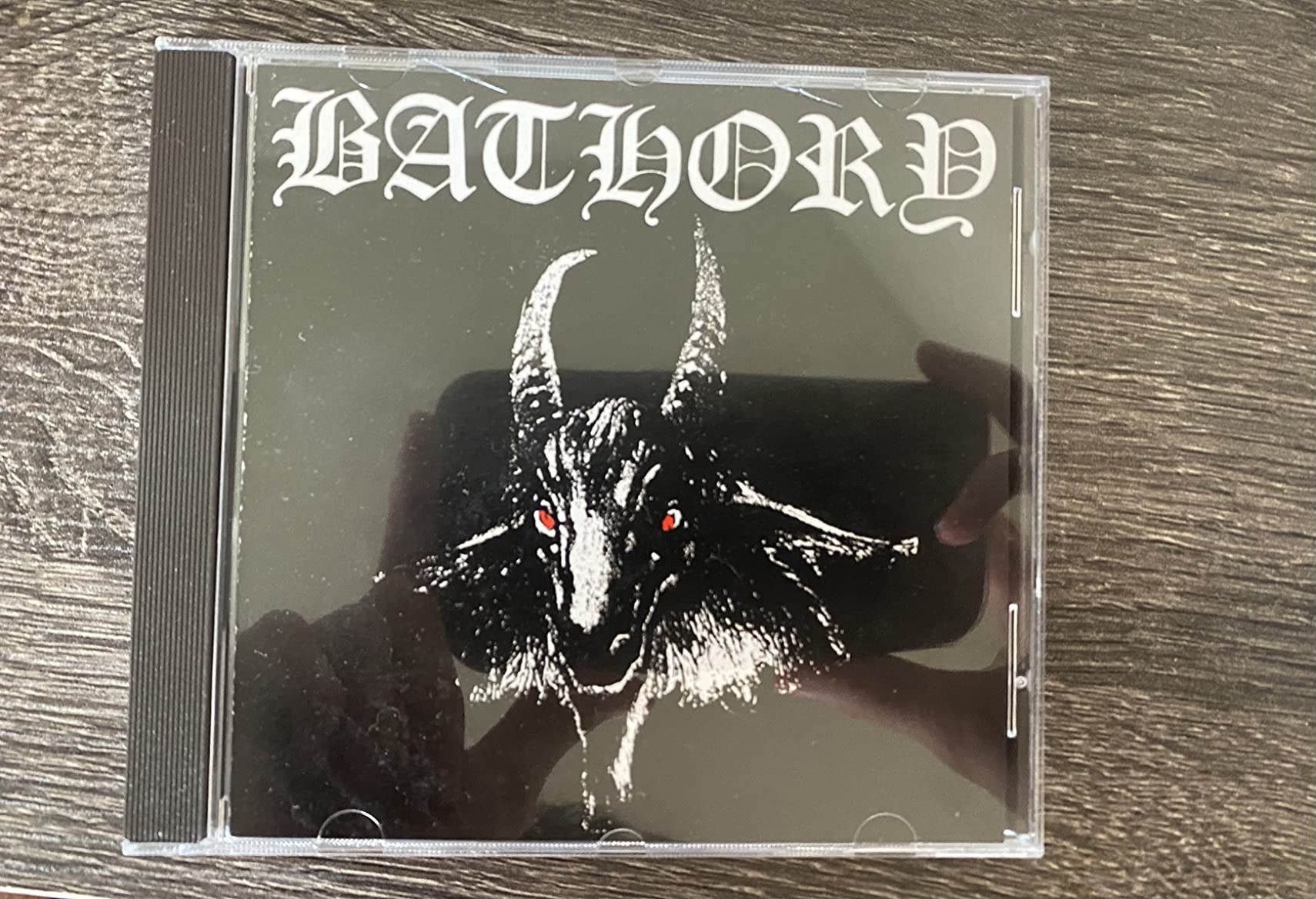 BATHORY - BATHORY(直輸入盤・帯・ライナー付き) - Amazon.com Music