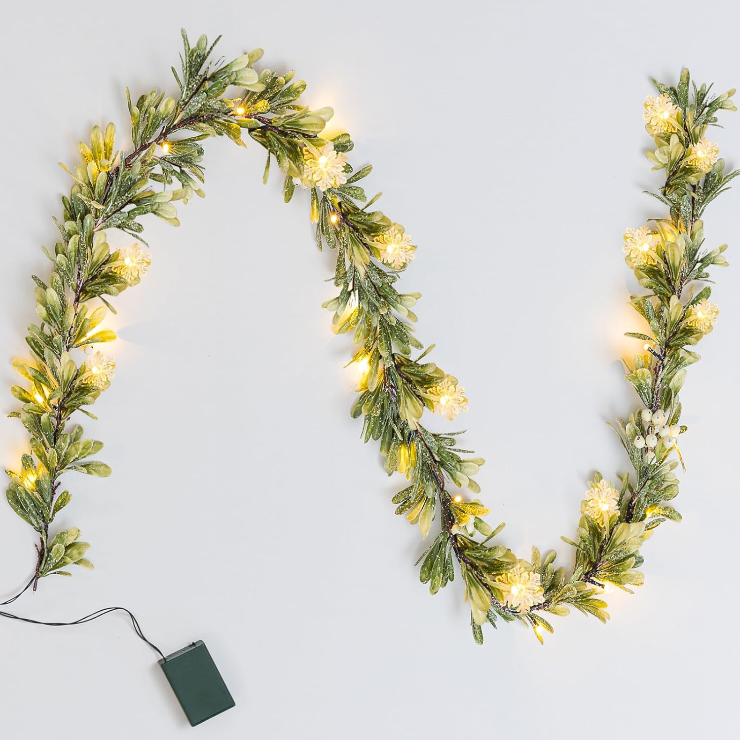 Amazon.com: 6.6FT Lighted Christmas Garland Pre-lit with 20 LED Lights ...