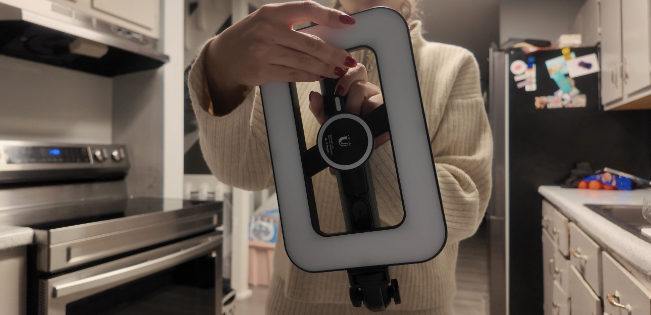 Watch Trípod with Lightning kit | must have for creator on Amazon Live