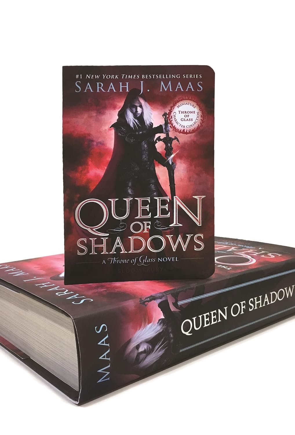 Amazon.com: Queen of Shadows (Miniature Character Collection ...
