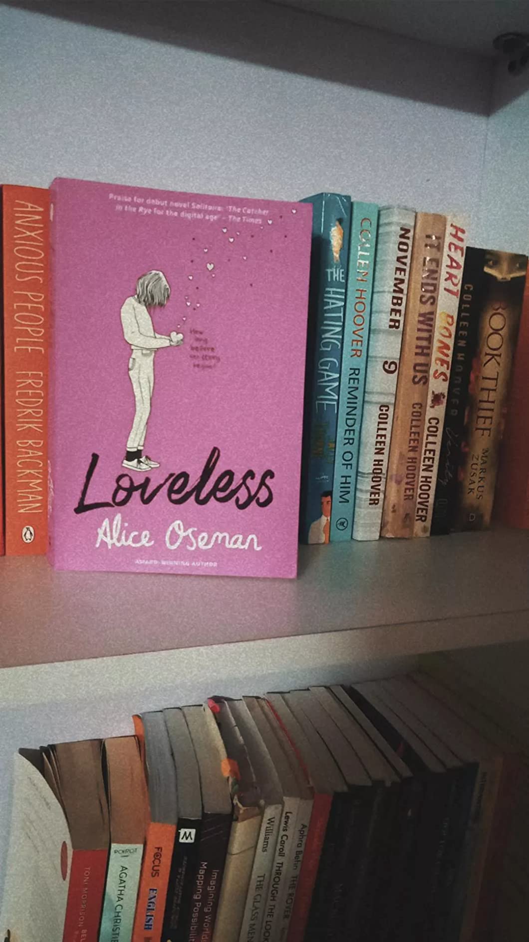 LOVELESS : Oseman, Alice: Amazon.in: Books