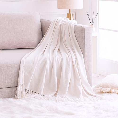 18+ Creative Rectangle Layout Ideas to Revamp Your Living Room