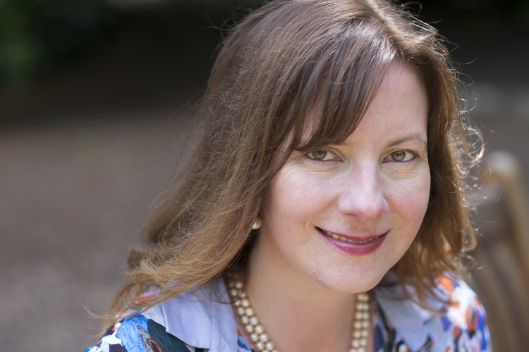 Amazon.com: Ruth Scurr: books, biography, latest update