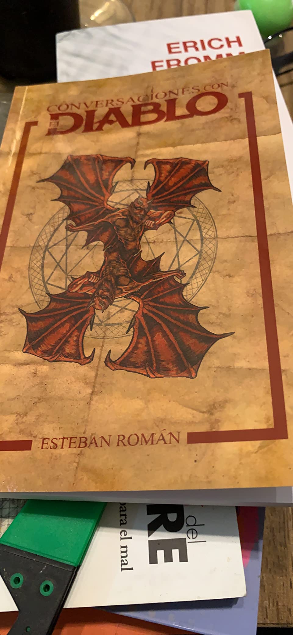 Conversaciones con el diablo (Spanish Edition) : Román, Esteban: Amazon ...