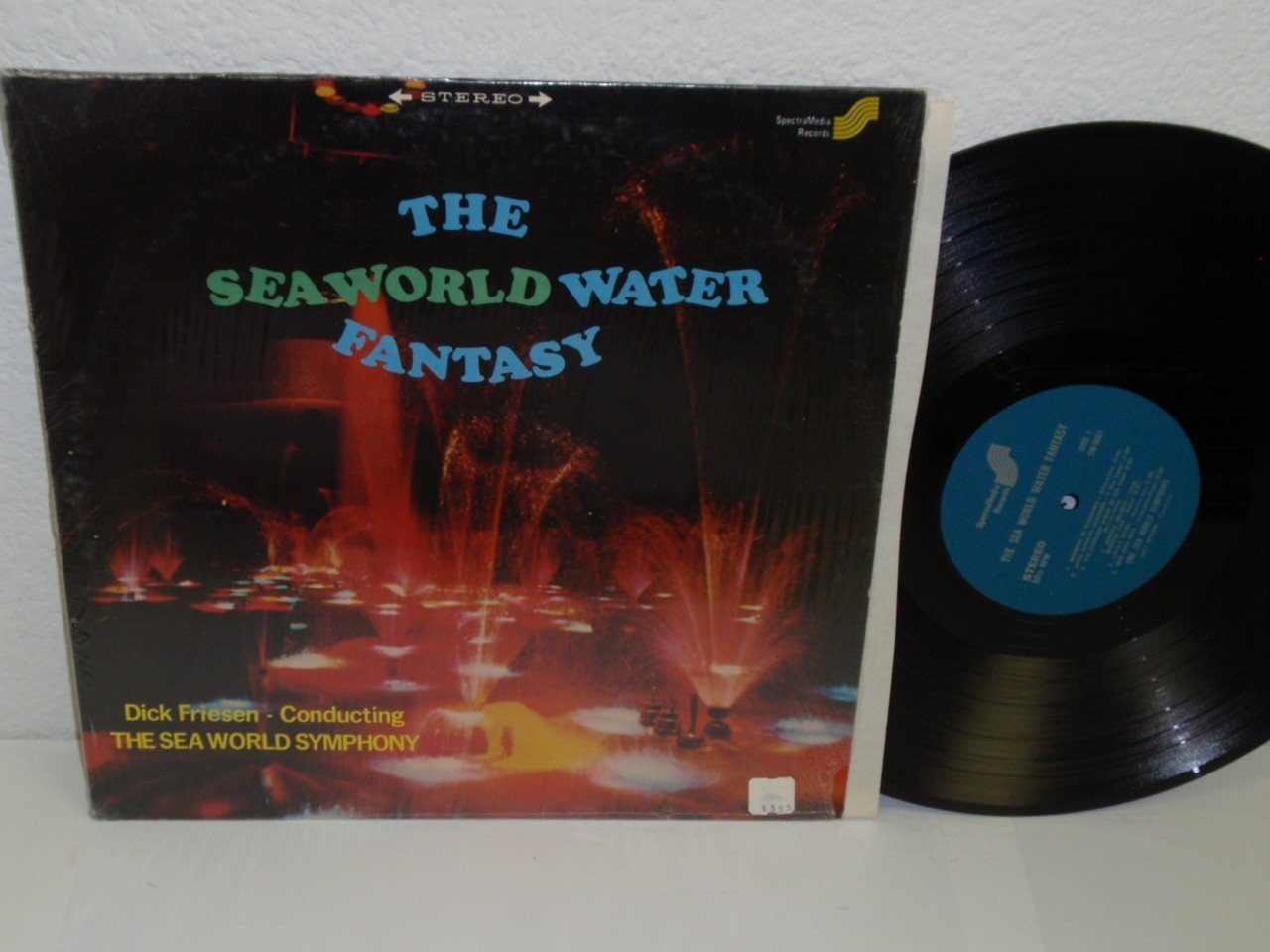 Amazon.com: The Seaworld Water Fantasy: CDs & Vinyl