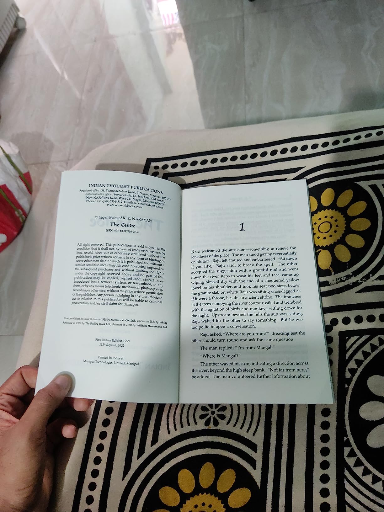 Buy The Guide: A Novel (Penguin Classics) [Paperback] Narayan, R. K ...